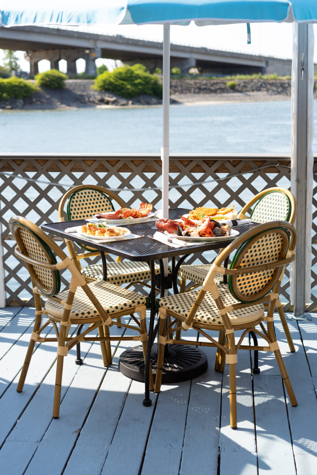Dine-in & Takeout Service in Belmar | Klein’s Waterside Cafe
